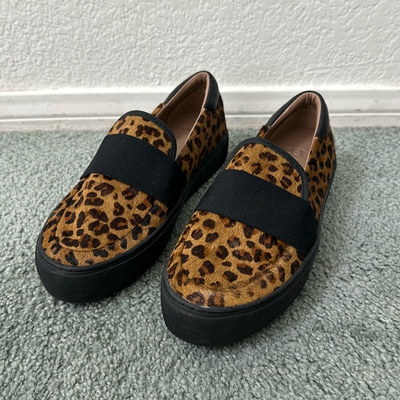 UGG | Shoes | Ugg Chayze Rare Leopard Print Sample Sneaker Slip On ...